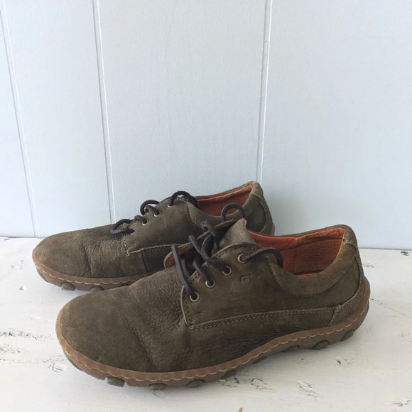 Born | Shoes | Born Suede Walking Shoe Size 7 In Olive Green Brown ...